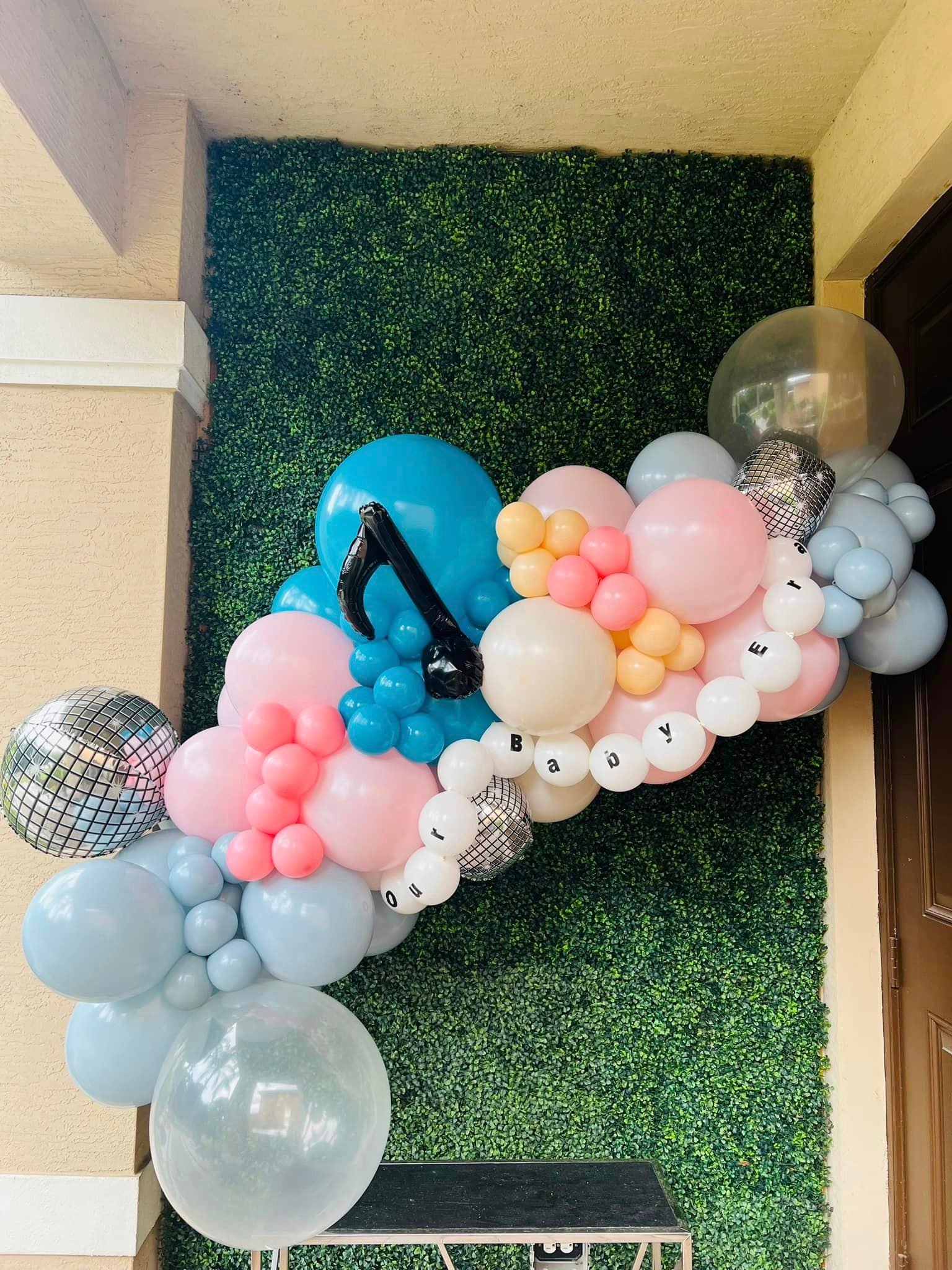Balloon Garlands To-Go - Say Cheese Showroom